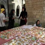 Bajramska sofra ispred džamije u Beogradu